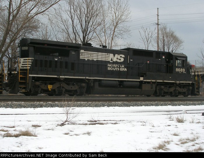 NS 8689